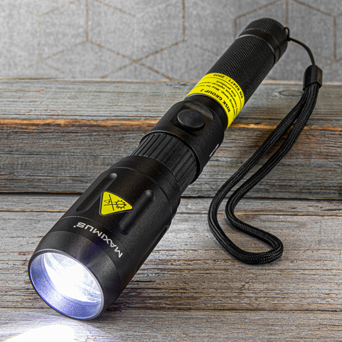 Maximus High Power LED Taschenlampe von Norma ansehen!