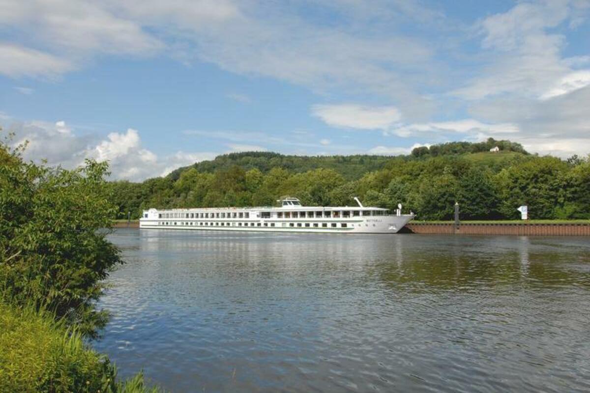 Kreuzfahrten Seine: Flusskreuzfahrt mit der MS Botticelli von Honfleur ...