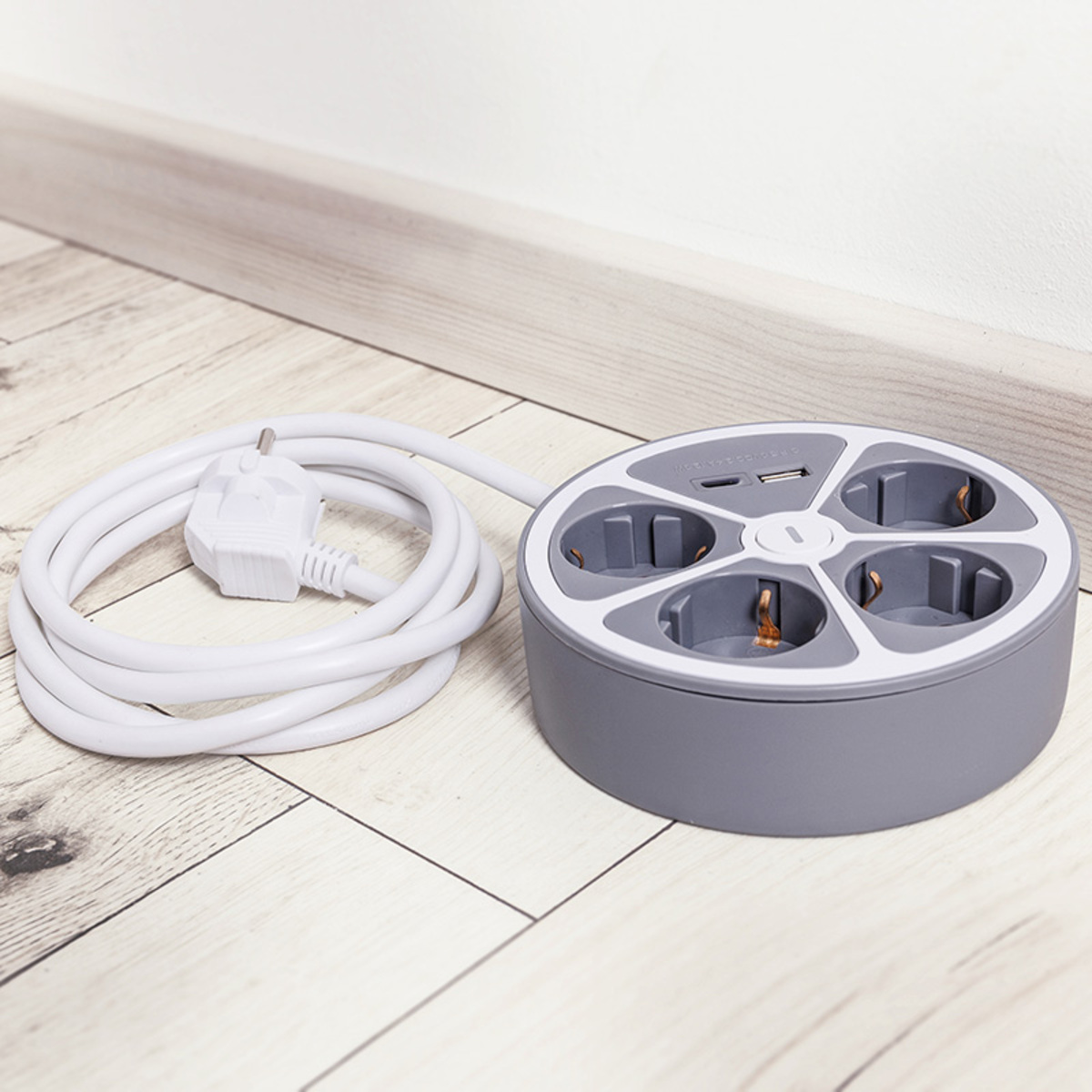 Powertec Electric 4-fach oder 5-fach Steckdose von Norma ansehen!