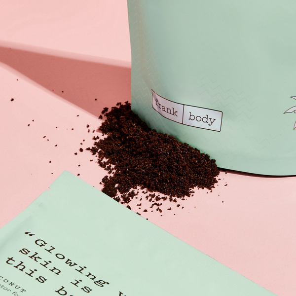 Frank Body Coconut Coffee Scrub von ROSSMANN ansehen!