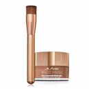 MAGIC FINISH Summer Teint LSF30 & Foundationpinsel Set ansehen!